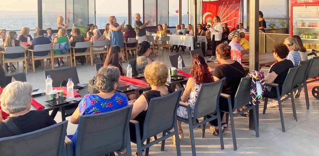 Lapseki, Çardak ve Umurbey’li CHP’li Kadınlar Etkinlikte Buluştu ...